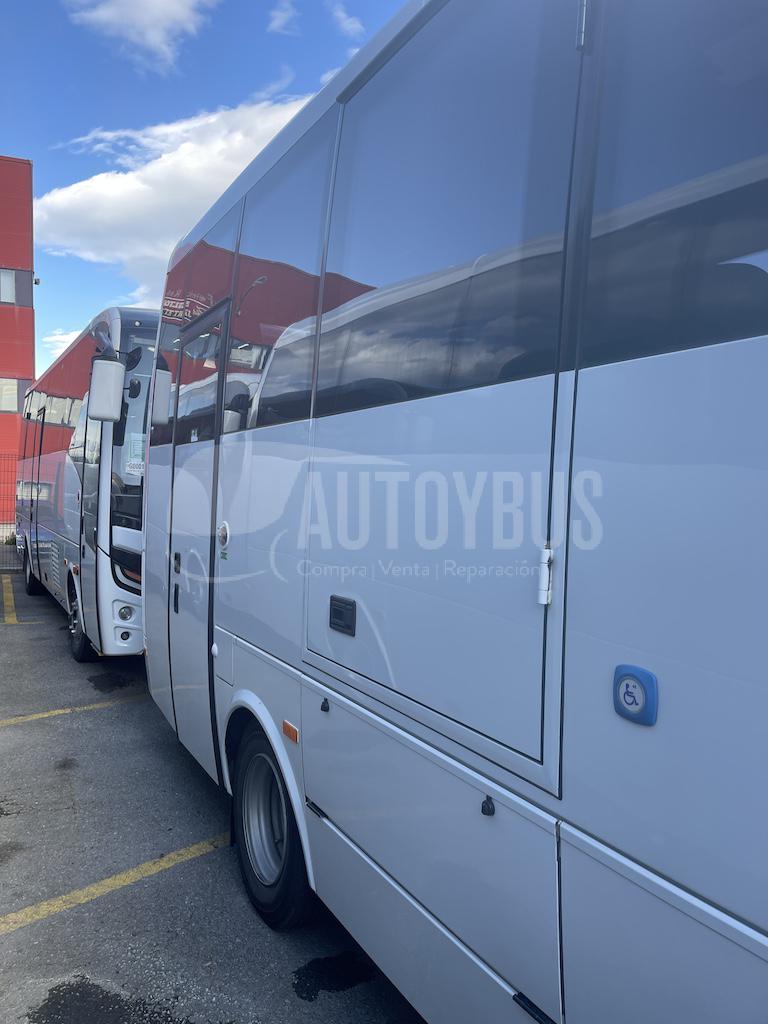 autobuses ISUZU NOVO ULTTRA 2023 26+ GUÍA + CONDUCTOR